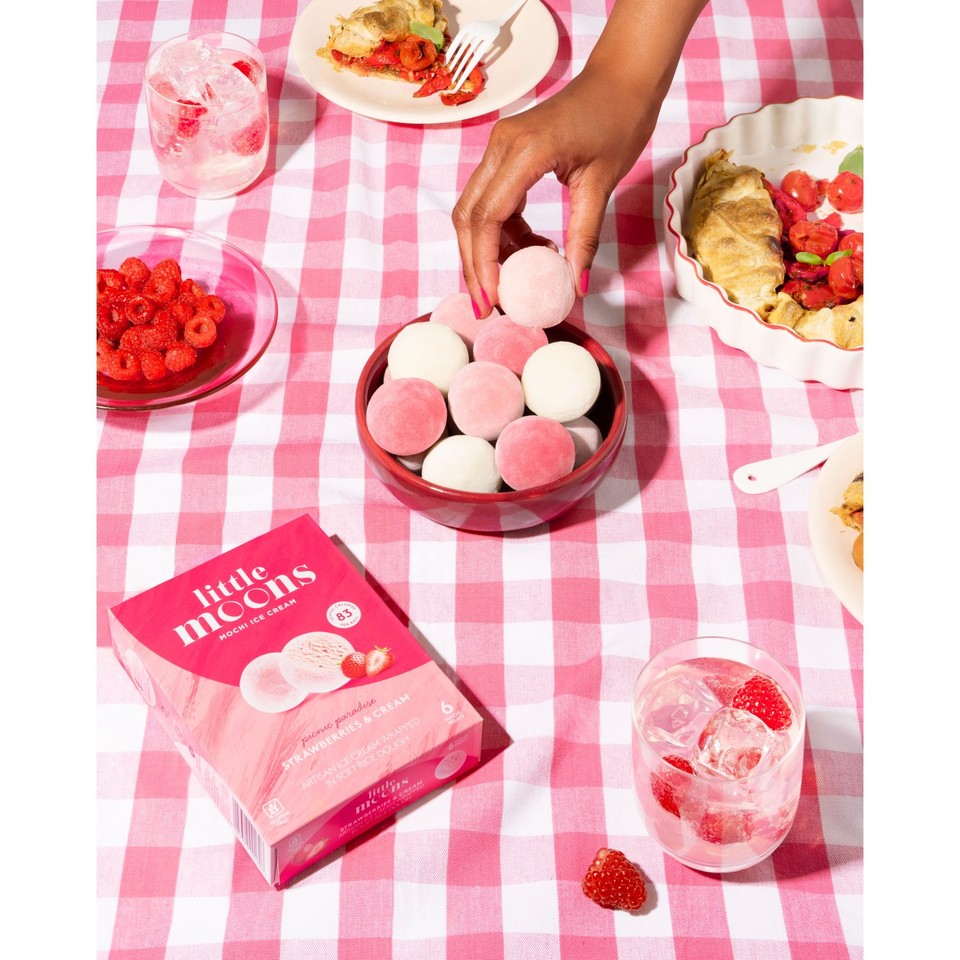 Little Moons Strawberries & Cream Mochi Ice Cream - Morrisons Online ...