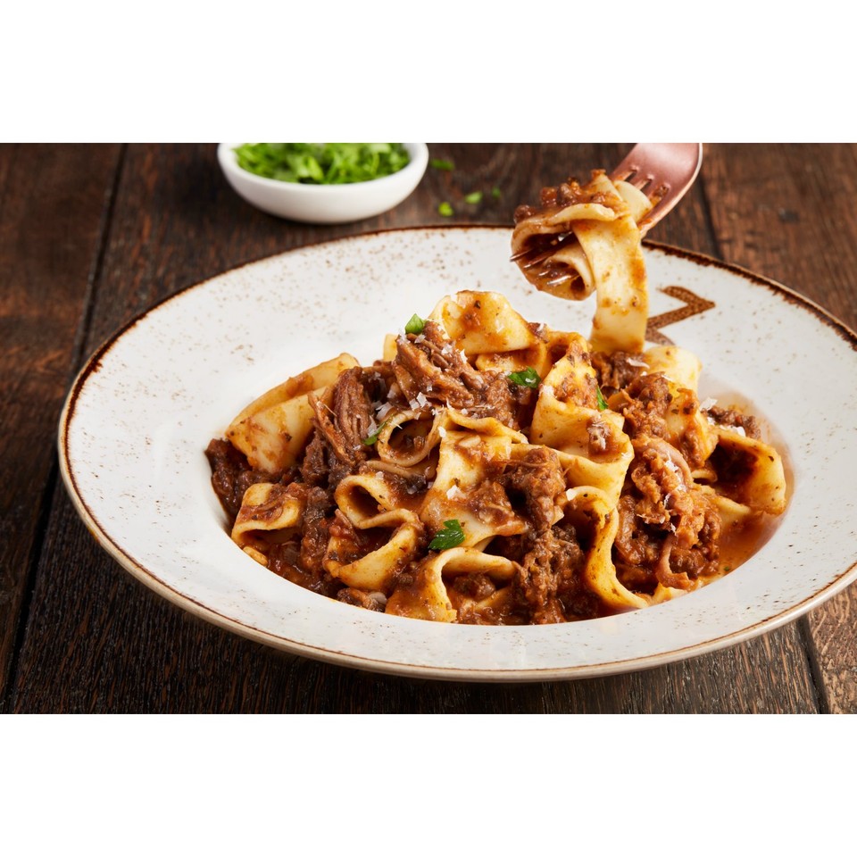 Zizzi Slow Cooked Beef Ragu Pappardelle 400g - Morrisons Online ...