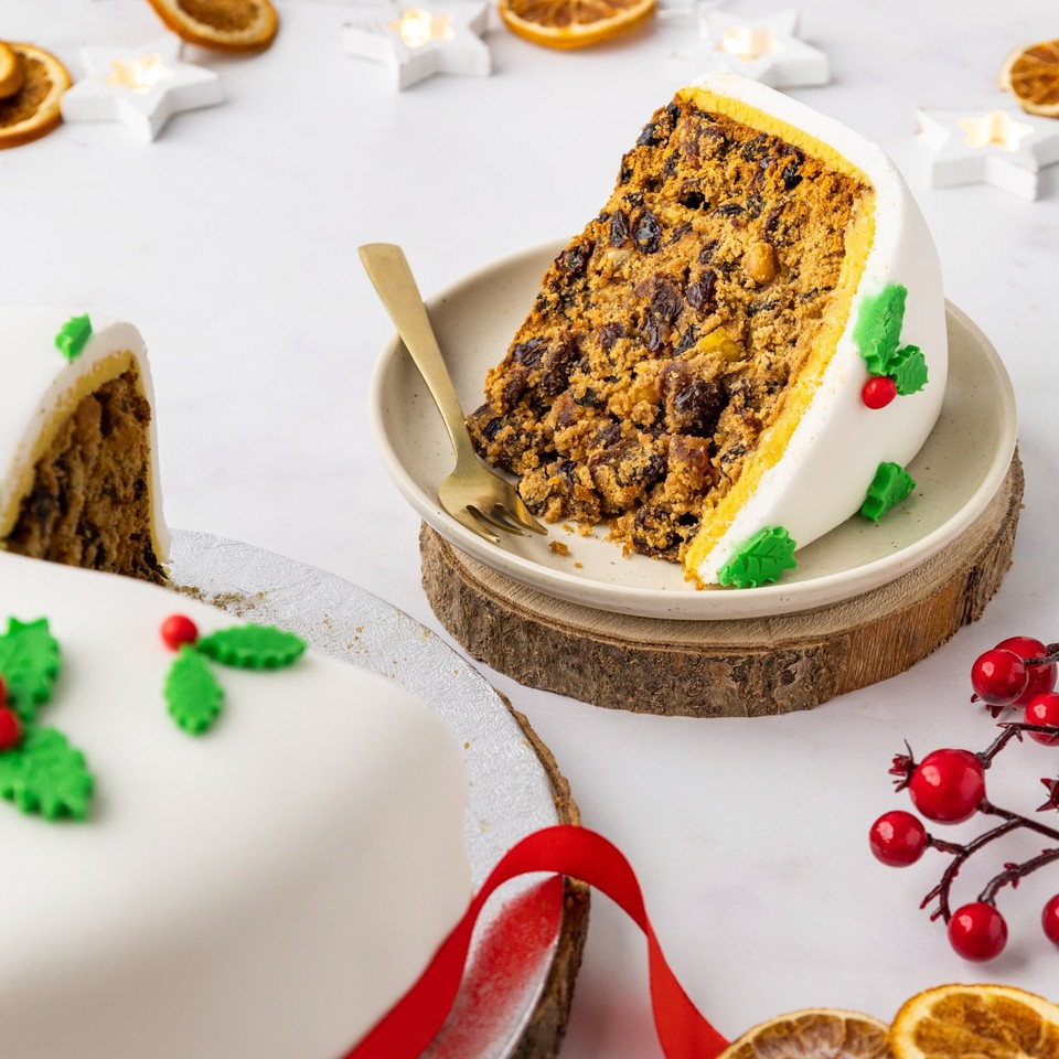 Silver Spoon Ready To Roll Golden Marzipan 500g - Morrisons Online ...