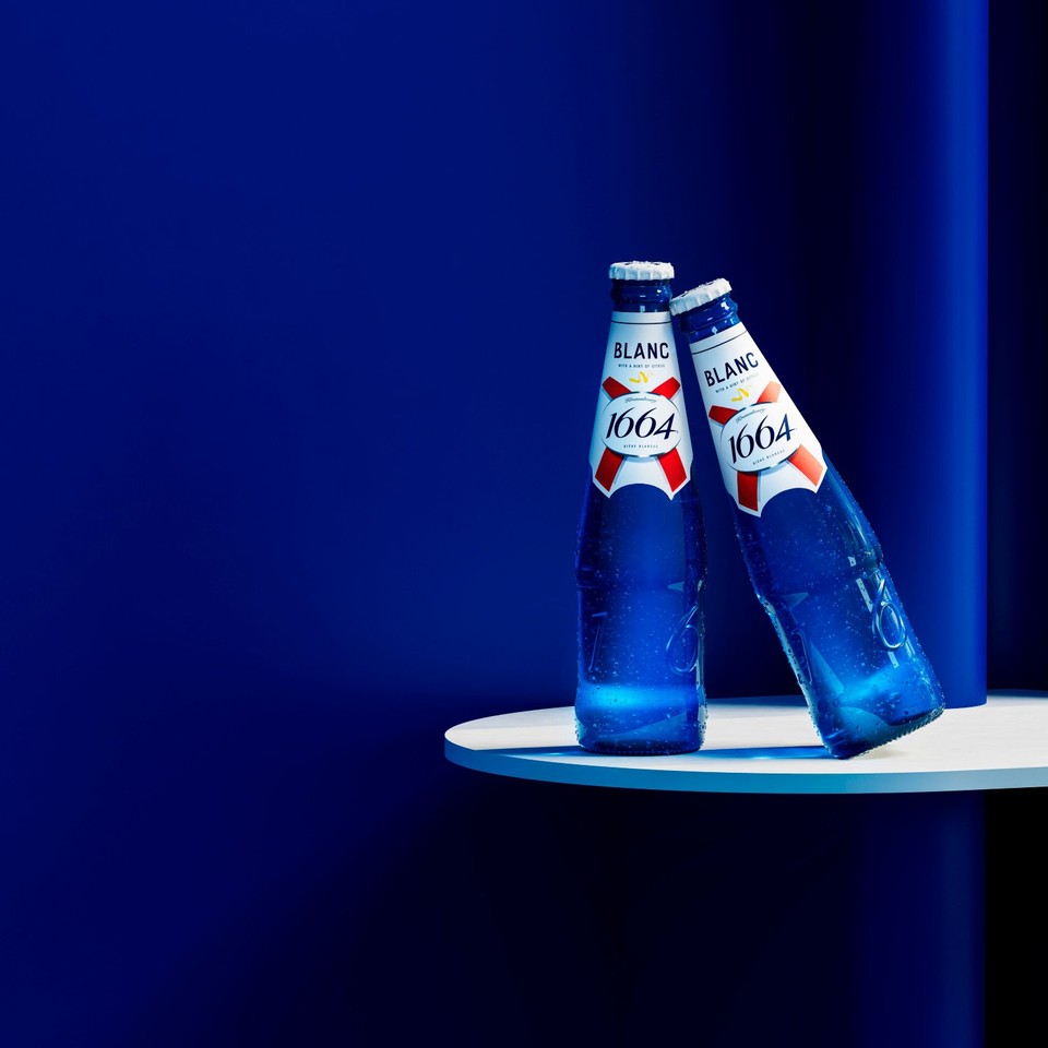 1664 Blanc Premium Lager Beer Bottles - Morrisons Online Groceries & Offers