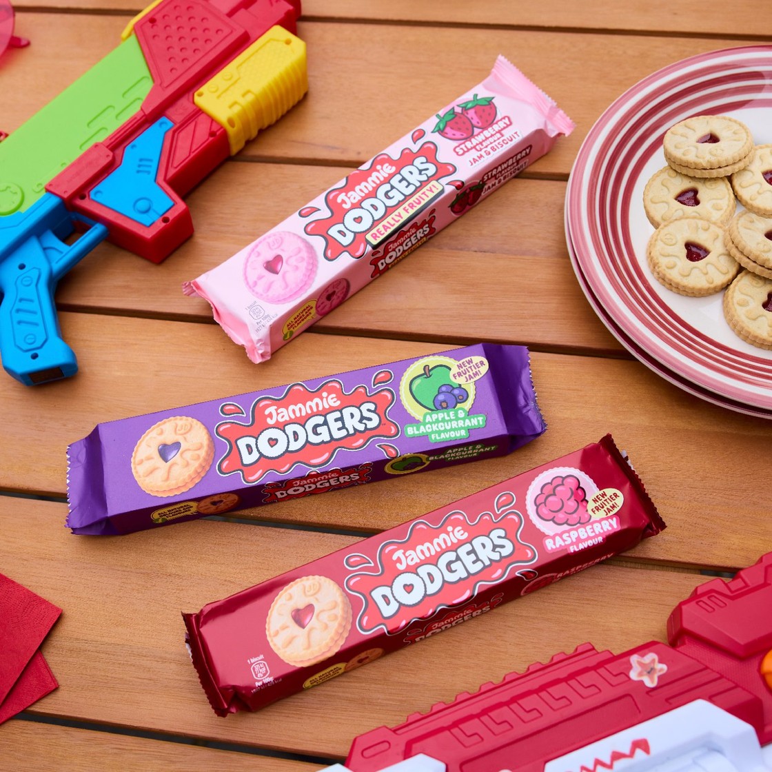 Jammie Dodgers Raspberry Flavoured Biscuits - Morrisons Online ...
