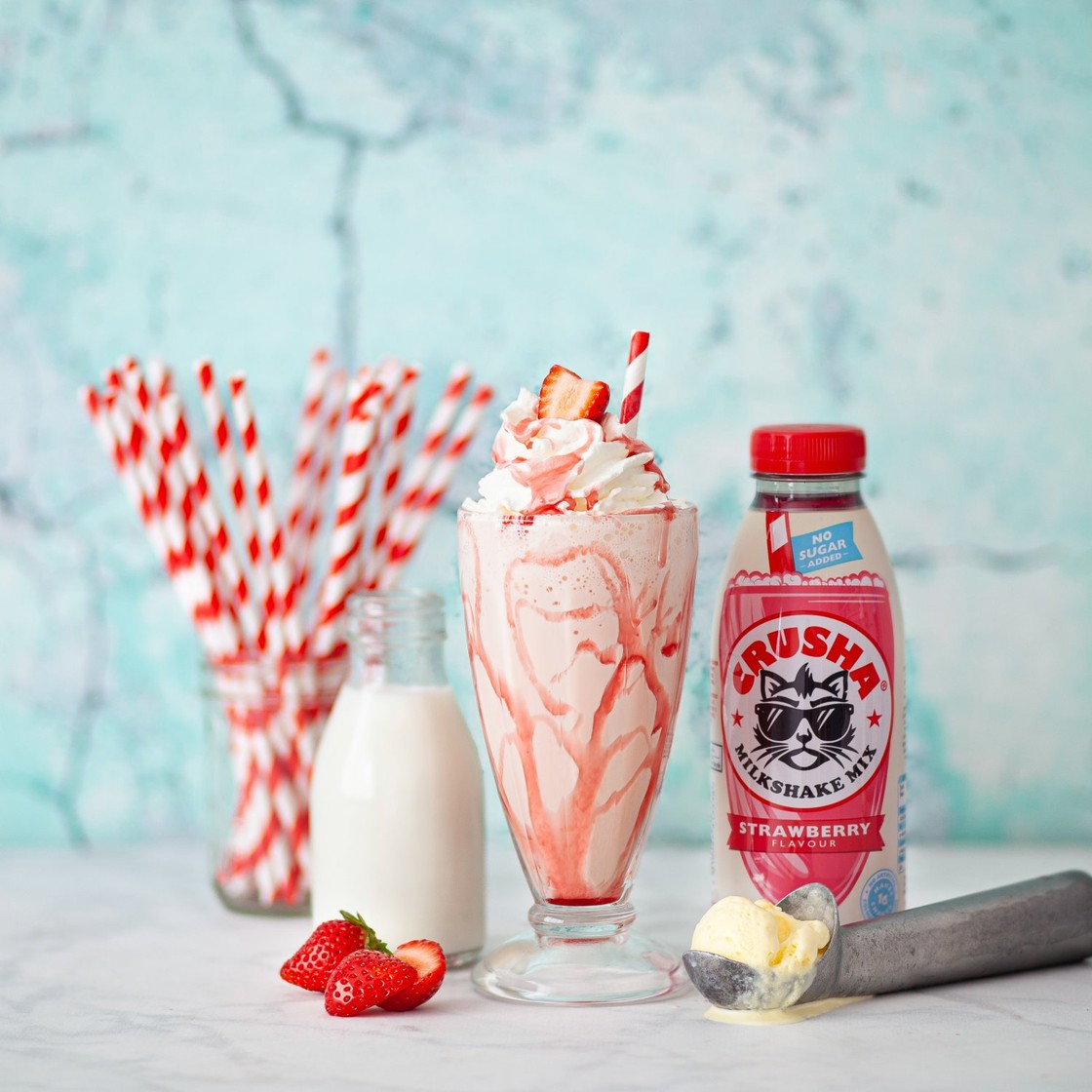 Crusha No Added Sugar Strawberry Flavour Milkshake Mix 500ml ...