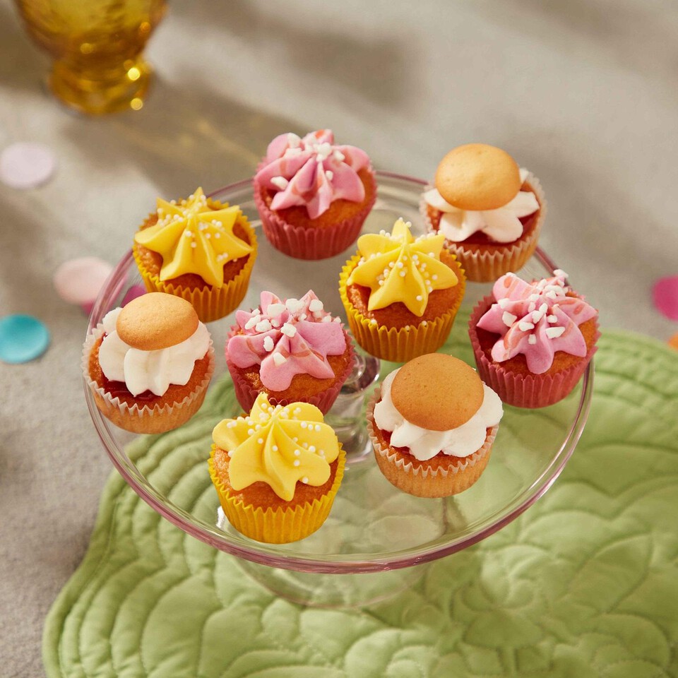 Morrisons Afternoon Tea Mini Cupcake Selection 9 Pack - Morrisons ...