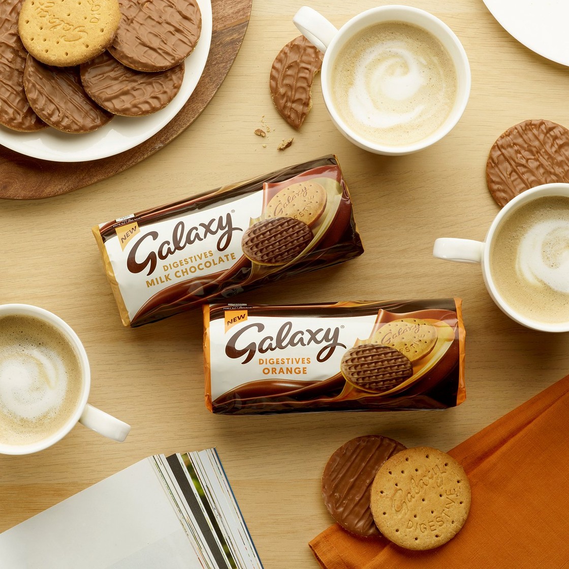 Galaxy Milk Chocolate Digestive Biscuits - Morrisons Online Groceries ...