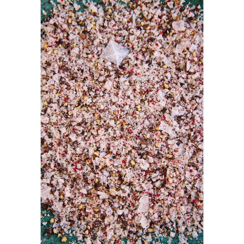 Maldon Pepper Sea Salt With Tellicherry And Pink Peppercorns ...